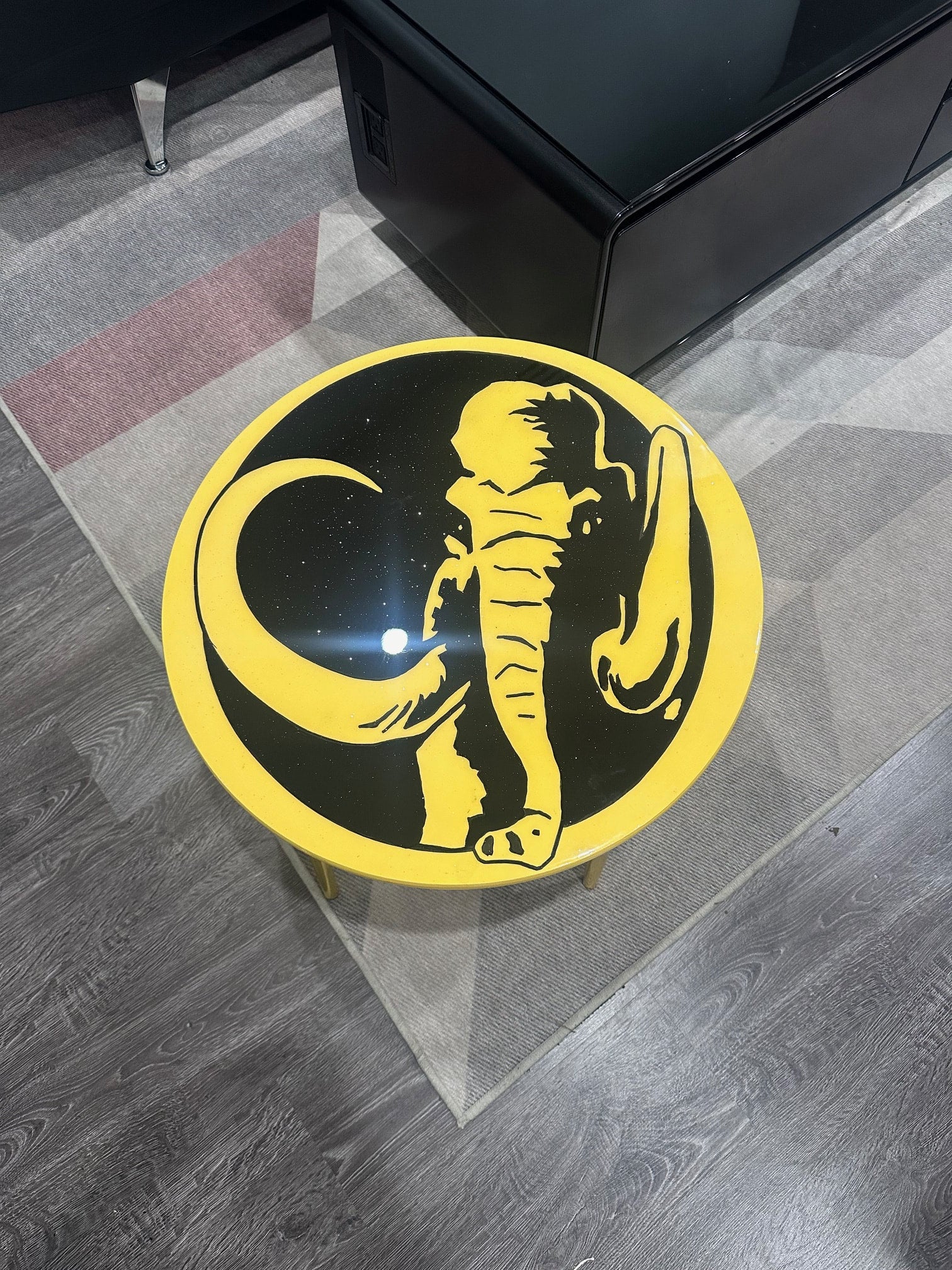 Black Power Ranger Symbol Coffee Table | @artmonster3